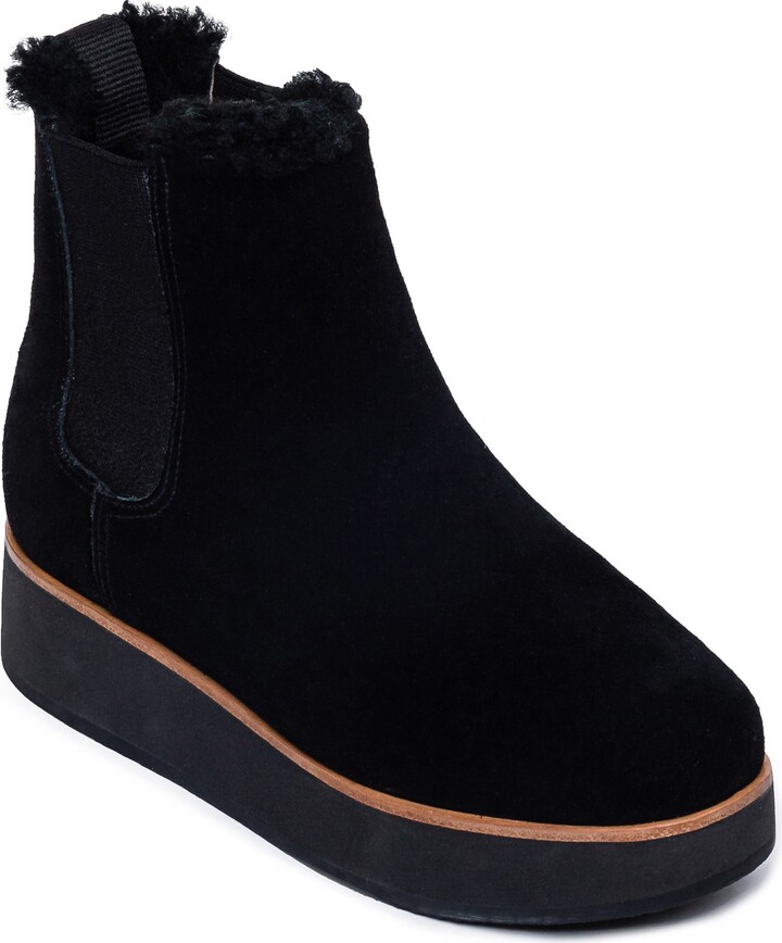 BERNARDO FOOTWEAR Patterson Genuine Shearling Platform Chelsea Boot - ShopStyle
