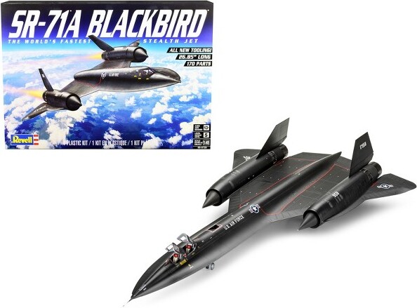 Level 5 Model Kit Lockheed SR-71A Blackbird Stealth Aircraft "The World ...