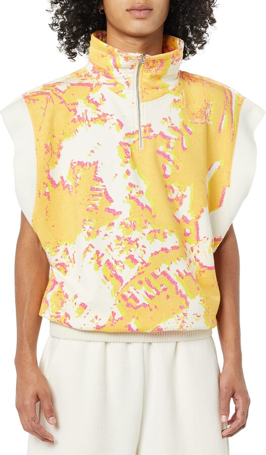 Making the Cut Season 3 Episode 7 Winning Look Yannik's Boxy Half Zip ...