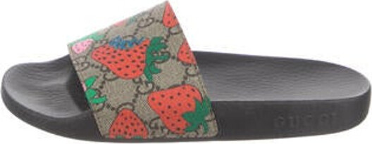 Gucci GG Supreme Slides - ShopStyle