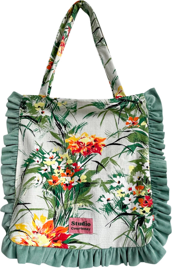 Studio Courtenay Women's Vintage Green Floral Print Fabric Deadstock ...