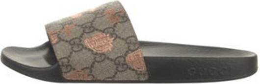 Gucci GG Supreme Slides - ShopStyle