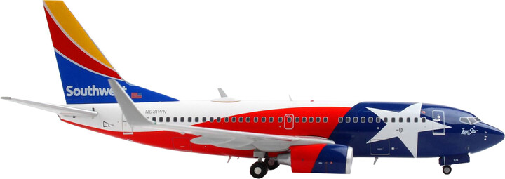 Boeing 737-700 Commercial Aircraft "Southwest Airlines - Lone Star One ...