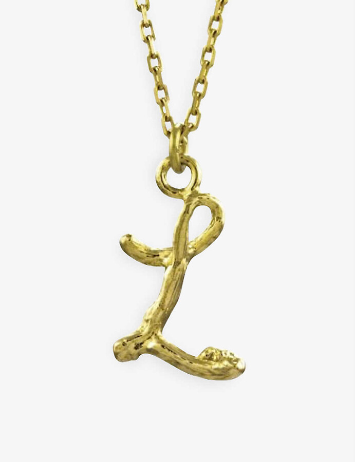 THE ALKEMISTRY Alex Monroe Enchanted Twig Initial L 18ct yellow-gold ...