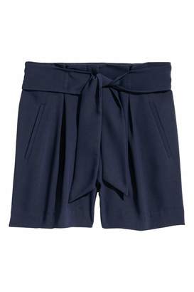 Fashion Look Featuring H&M Tops and H&M Shorts by aclassicambition ...