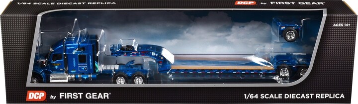 Kenworth W990 with 76" Mid-Roof Sleeper and Fontaine Magnitude Lowboy ...