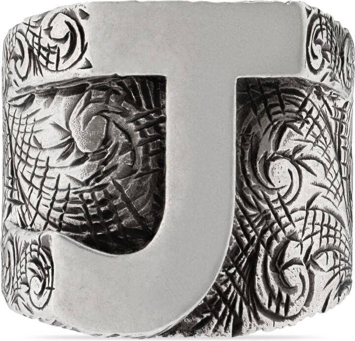 Gucci "J" letter ring in silver - ShopStyle Accessories