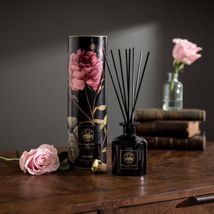 Natural History Museum Wild Rose Diffuser, 200ml Black;Gold - ShopStyle Home Fragrance