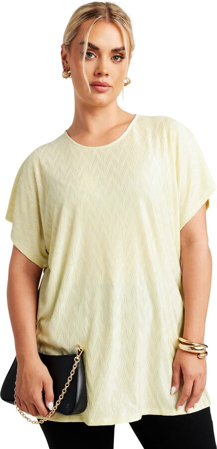 Yours Curve White Zig Zag Plisse Top - Women's - Plus Size Curve ...