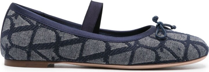 Valentino Garavani Toile Iconographe ballet pumps - ShopStyle Flats