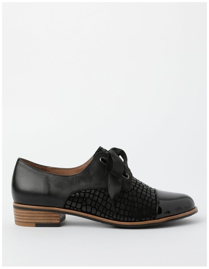 Zazou Avril Black Lace-Up Brogues - ShopStyle Flats