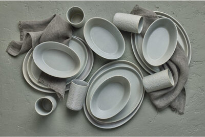 Stone by Mercer Project Katachi 16-Piece Dinnerware Set Stoneware ...