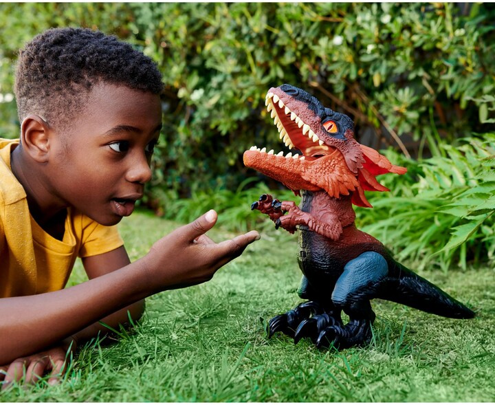 Jurassic World: Dominion Uncaged Ultimate Pyroraptor Fire Dinosaur ...