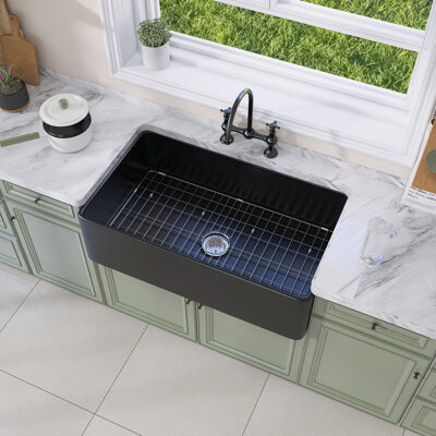 Ogonbrick Luxe Fireclay 30 in. Black Farmhouse Sink Apron Front Farm ...