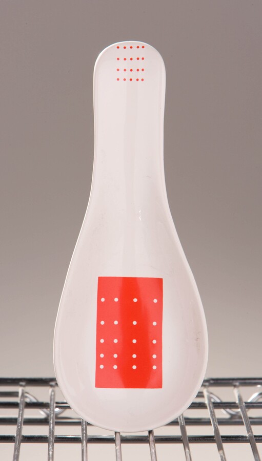 Premier Housewares Stylish Red Tag Spoon Rest, Practical Design Utensil ...