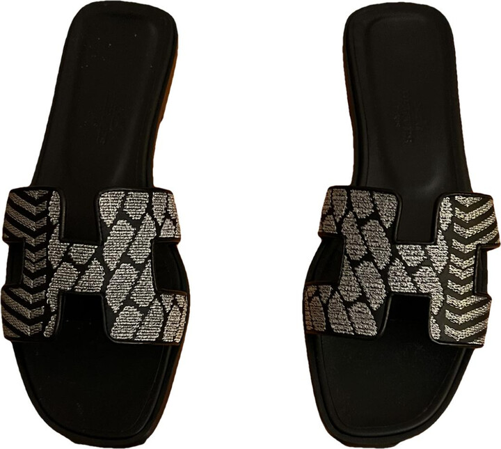Hermes Oran leather sandals - ShopStyle