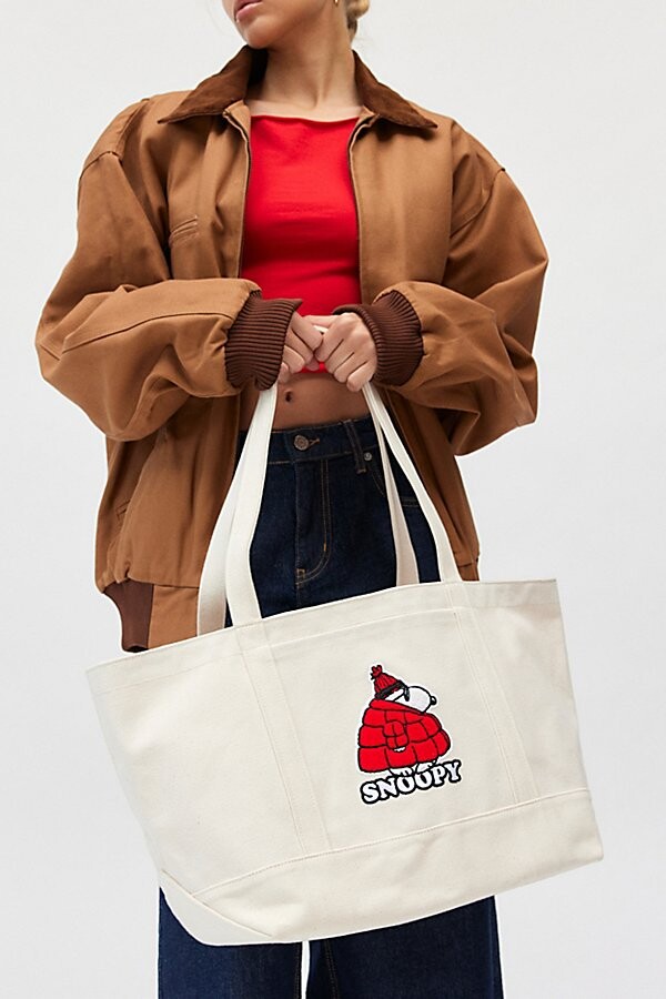 Baggu X Peanuts Medium Heavyweight Canvas Tote Bag in Snoopy - ShopStyle