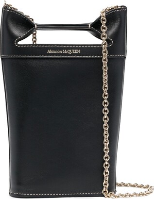 The Perfect Structured Handbags for Spring