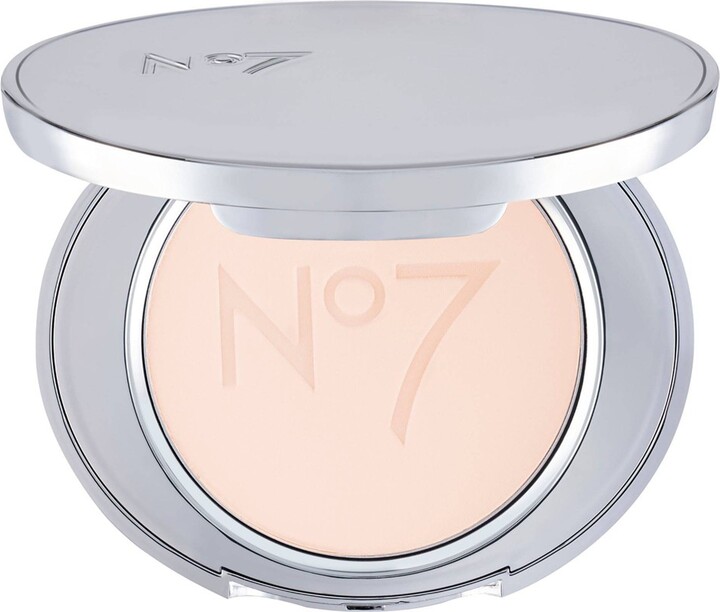 No7 Lift & Luminate Triple Action Translucent Finishing Pressed Powder ...