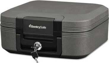 Sentry Safe Sentry Waterproof Fire-Resistant Chest File Safe with Key ...