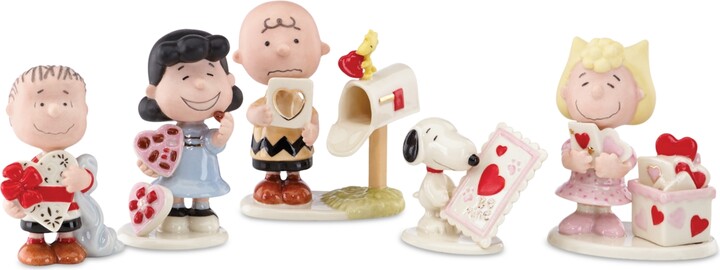 Lenox Peanuts 5-Piece Valentine's Day Figurine Set, Exclusively at Macy ...