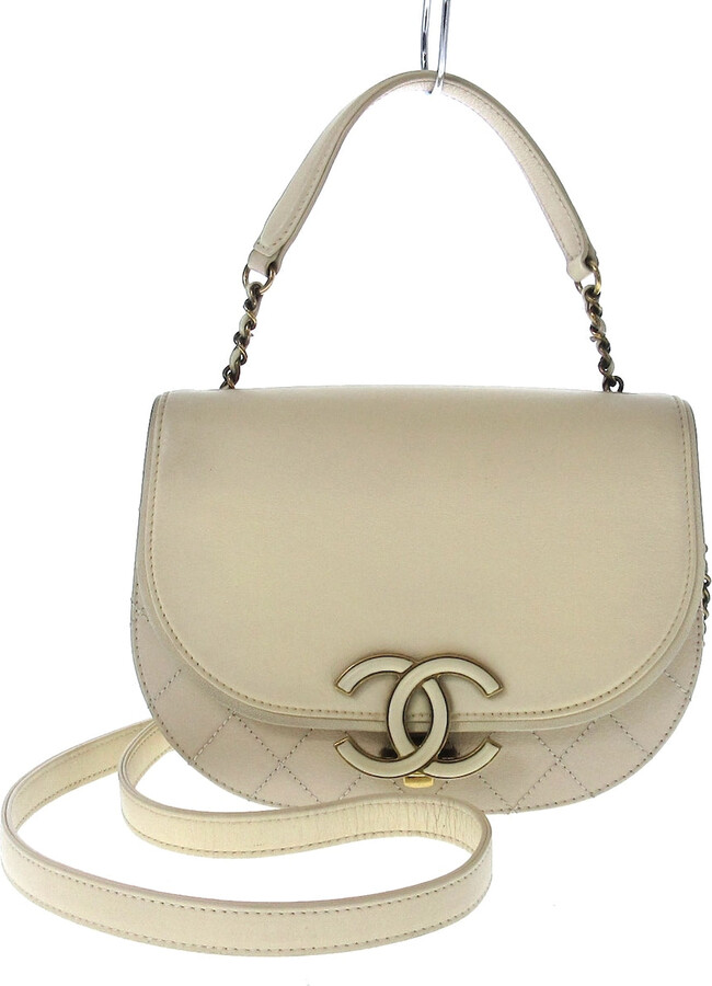 Chanel Coco Curve Leather Shoulder Bag (Pre-Owned) - ShopStyle