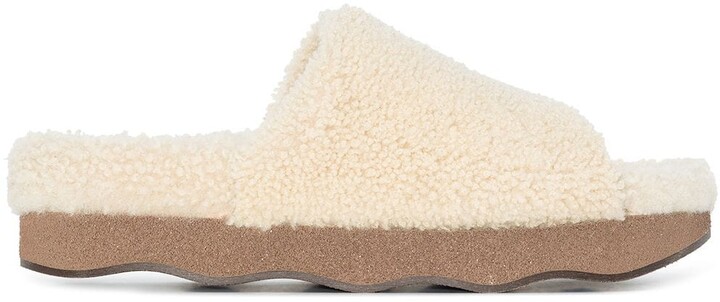 Chloé Wavy shearling slides - ShopStyle