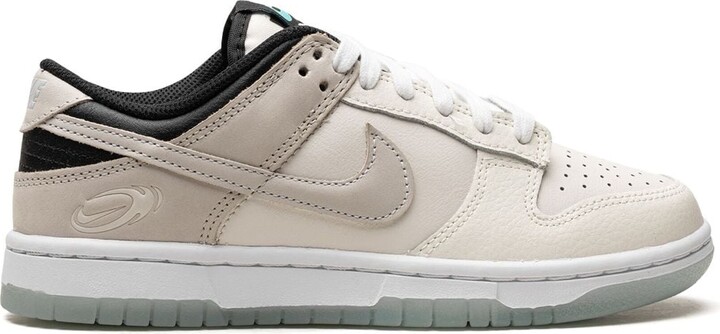 Nike Dunk Low "Supersonic" sneakers - ShopStyle