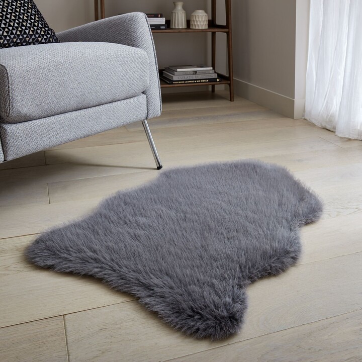 Dunelm Whistler Faux Fur Single Pelt Rug Cream - ShopStyle