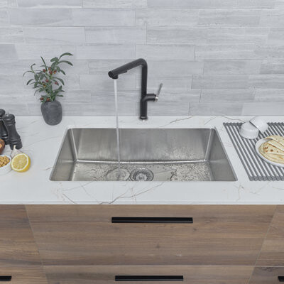 Stylish 31 inch Undermount Stainless Steel Kitchen Sink with Strainer ...