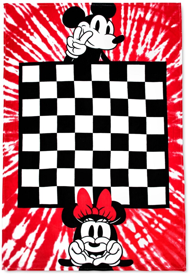 Mickey Mouse Mickey vs Minnie Checkers Blanket with Game Pieces Bedding ...