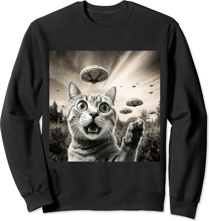 Funny Invasion Cat Dad Alien UFO Cat Mom Meme Cat Meme Alien Invasion ...