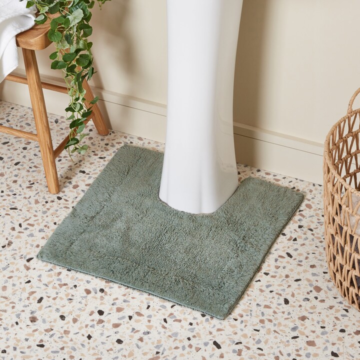Dunelm Organic Cotton Reversible Lily Pad Pedestal Mat Green - ShopStyle