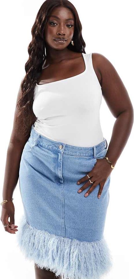 The Best Plus Size Denim Trends Worth Adding To Your Wardrobe