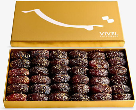 Vivel Large Gold Medjool Dates Gift Box 750g - ShopStyle Food & Beverage
