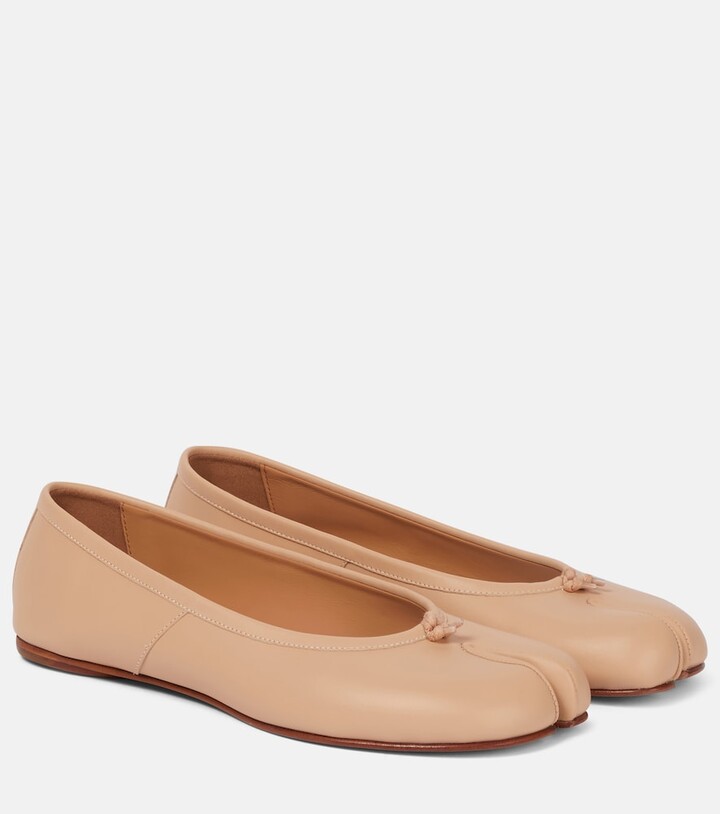 Maison Margiela Tabi leather ballet flats - ShopStyle