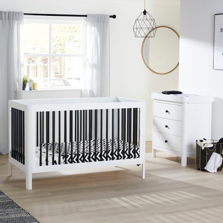 Ickle Bubba Tenby 2 Piece Nursery Changing Furniture Set Black and ...