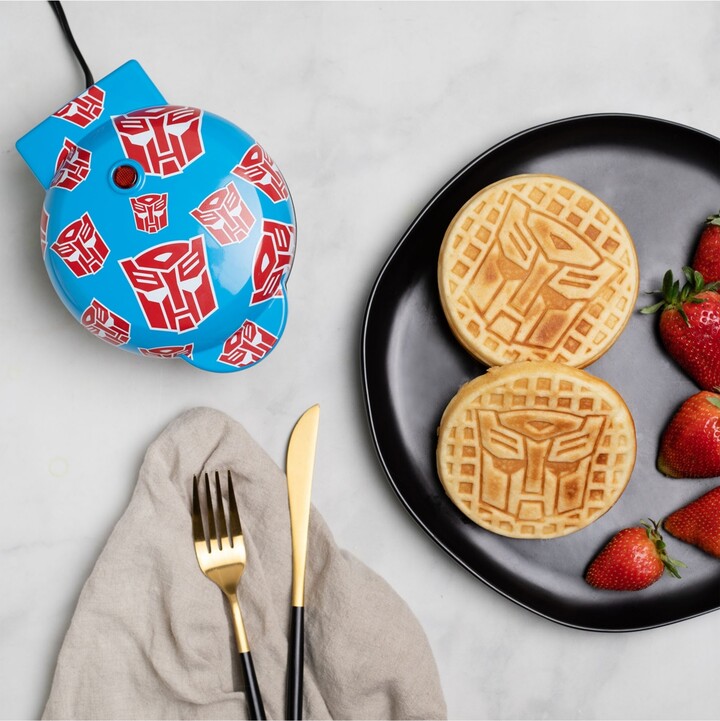 Uncanny Brands Autobot Mini Waffle Maker - Transformers Kitchen ...