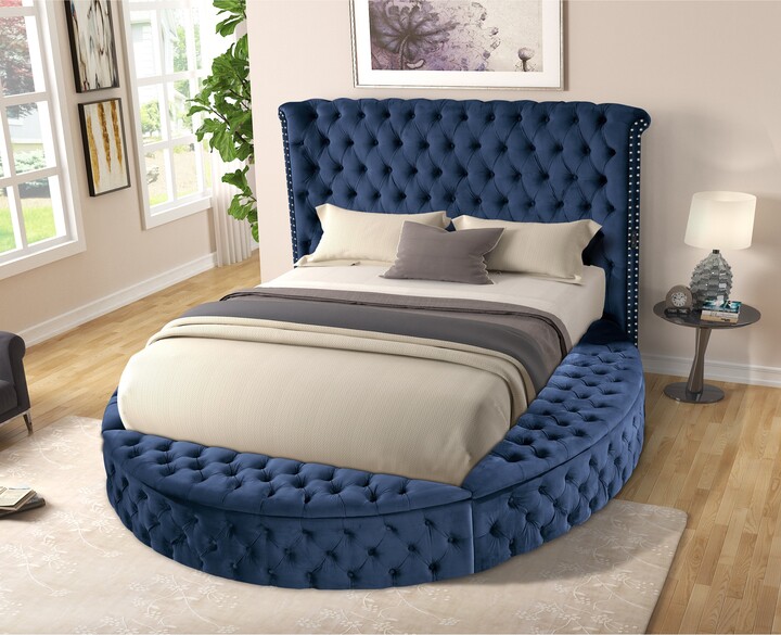 Titanic Furniture Kingsfort Blue Velvet Button-Tufted Storage Bed with ...
