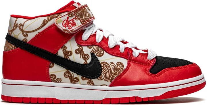 Nike Dunk Mid SB sneakers - ShopStyle