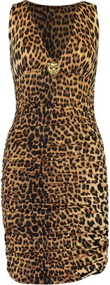 How To Wear Leopard Print Like a Pro