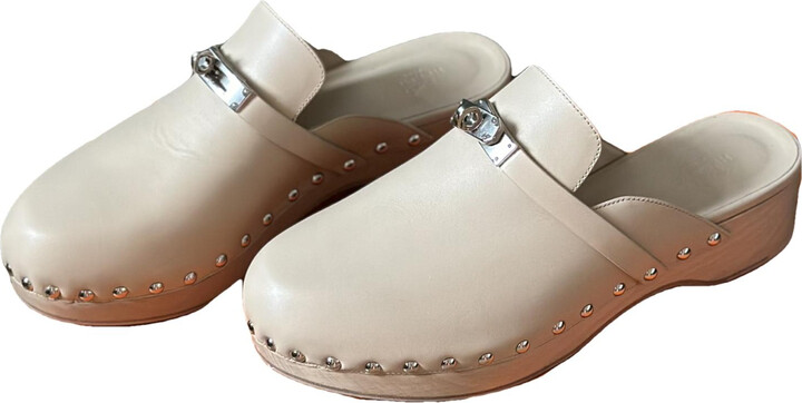Hermes Carlotta leather mules & clogs - ShopStyle