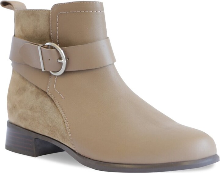 Munro American Chestnut Leather/Suede - ShopStyle Boots