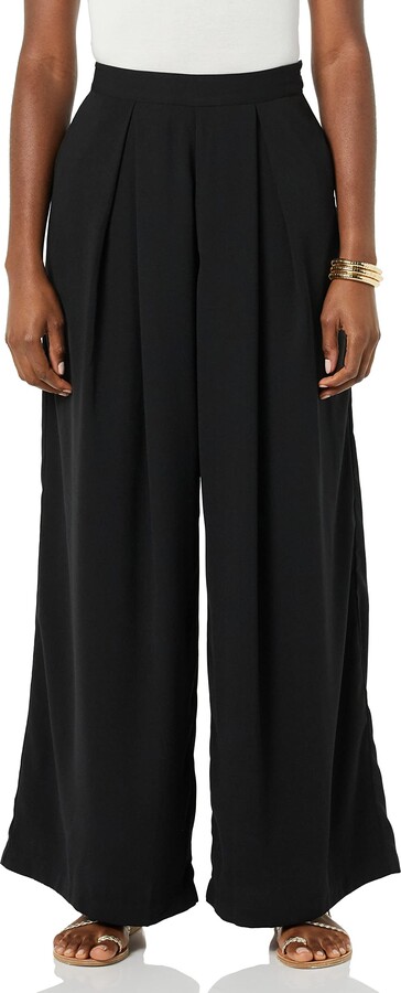 Making the Cut Season 3 Episode 5 Crepe Pleated Wide Leg Pant Inspired ...