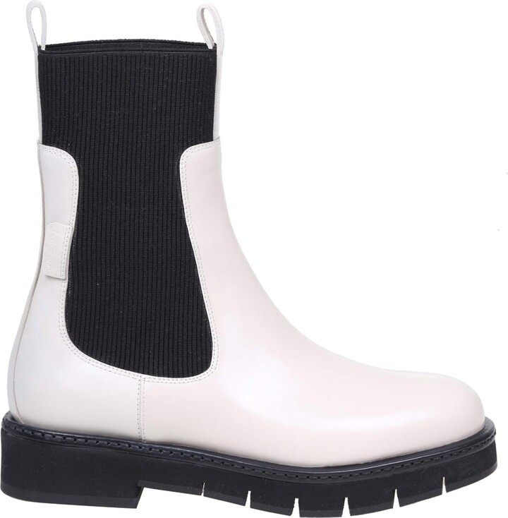 Ferragamo Salvatore Rook Boots In Leather With Elastic Side - ShopStyle