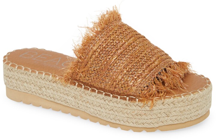 BEACH BY MATISSE Coconuts by Matisse Seashell Platform Slide Sandal ...