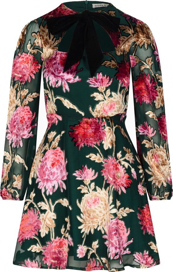 Hope and Ivy - The Antonia Devore Velvet Skater Dress With Velvet ...