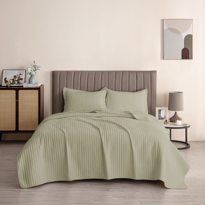 Linery & Co. Premium Detailed Channel Stitch Microfiber Quilt Set With ...