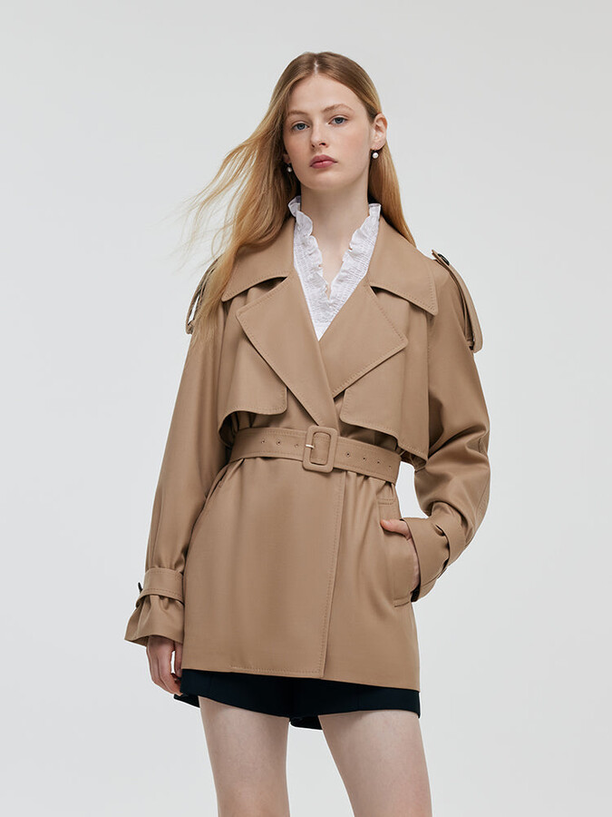 GOELIA Worsted Wool Women Cropped Trench Coat With Belt - Light camel ...