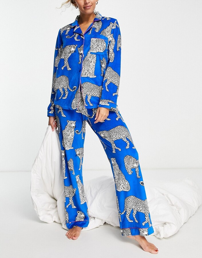 Chelsea Peers velour leopard print top and pants pajama set in cobalt ...